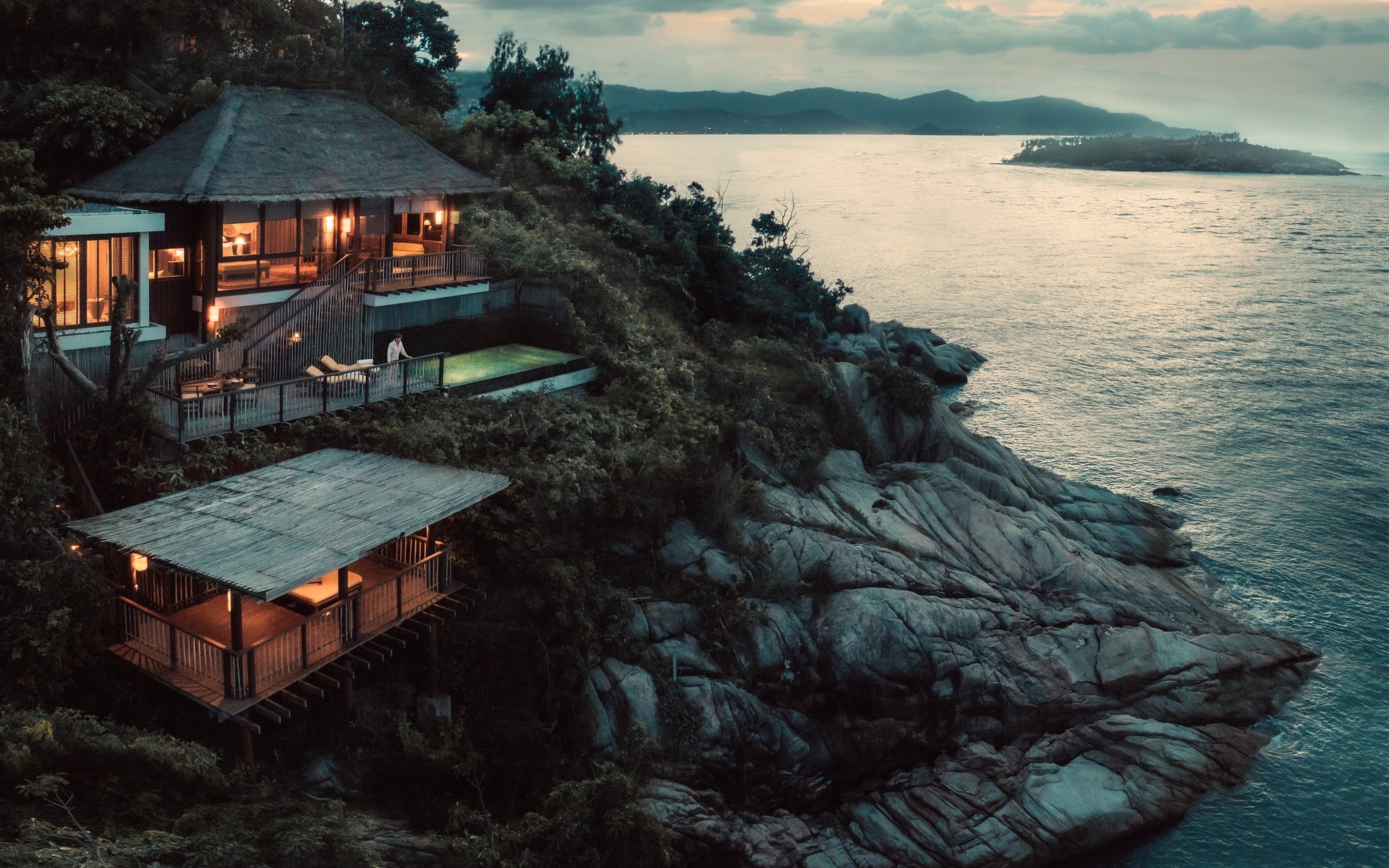 Take the Plunge: Dive into the Most Stunning Hotel Pools in Asia