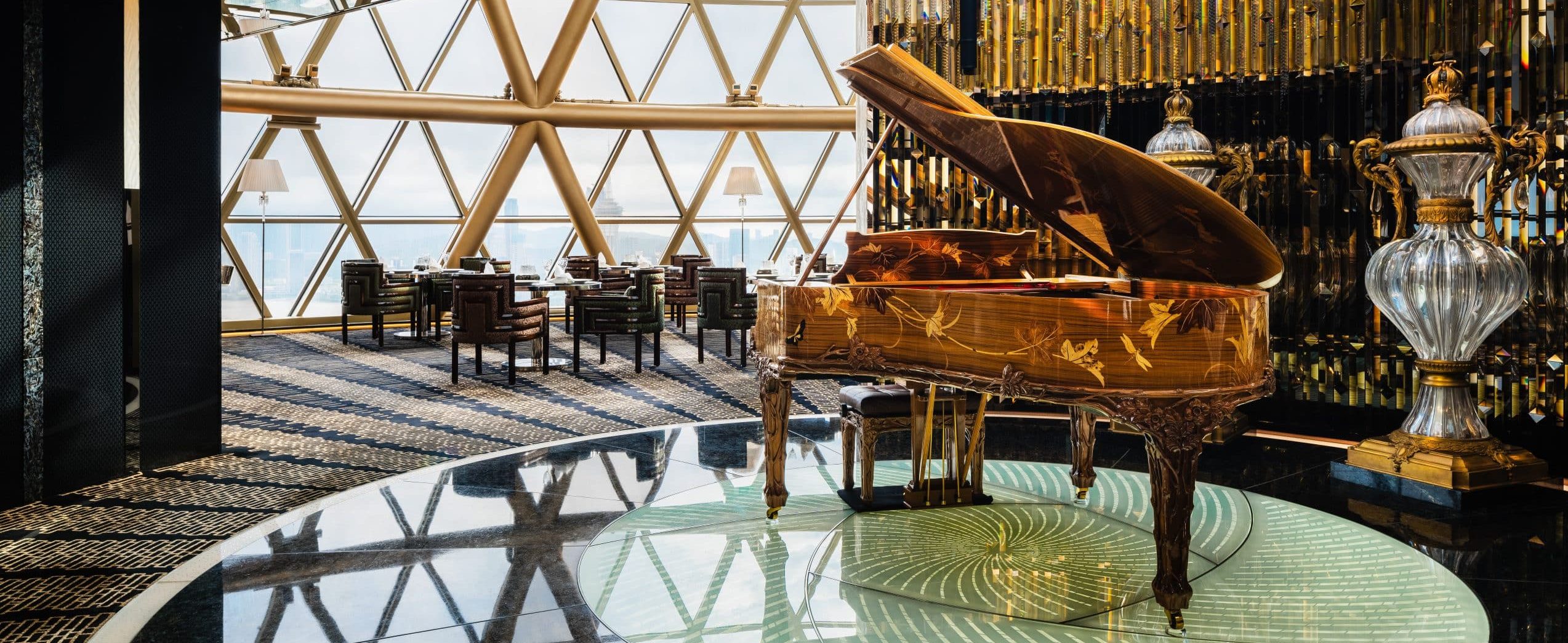 An Evening of Culinary Excellence at Robuchon au Dôme