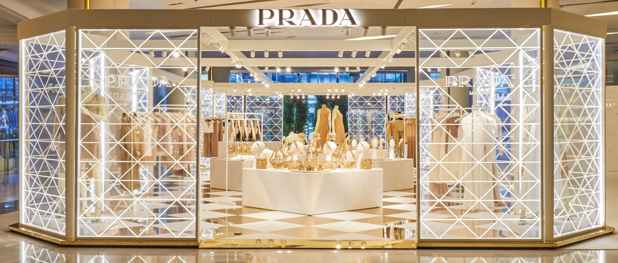 It pops. It shines. It's Prada!