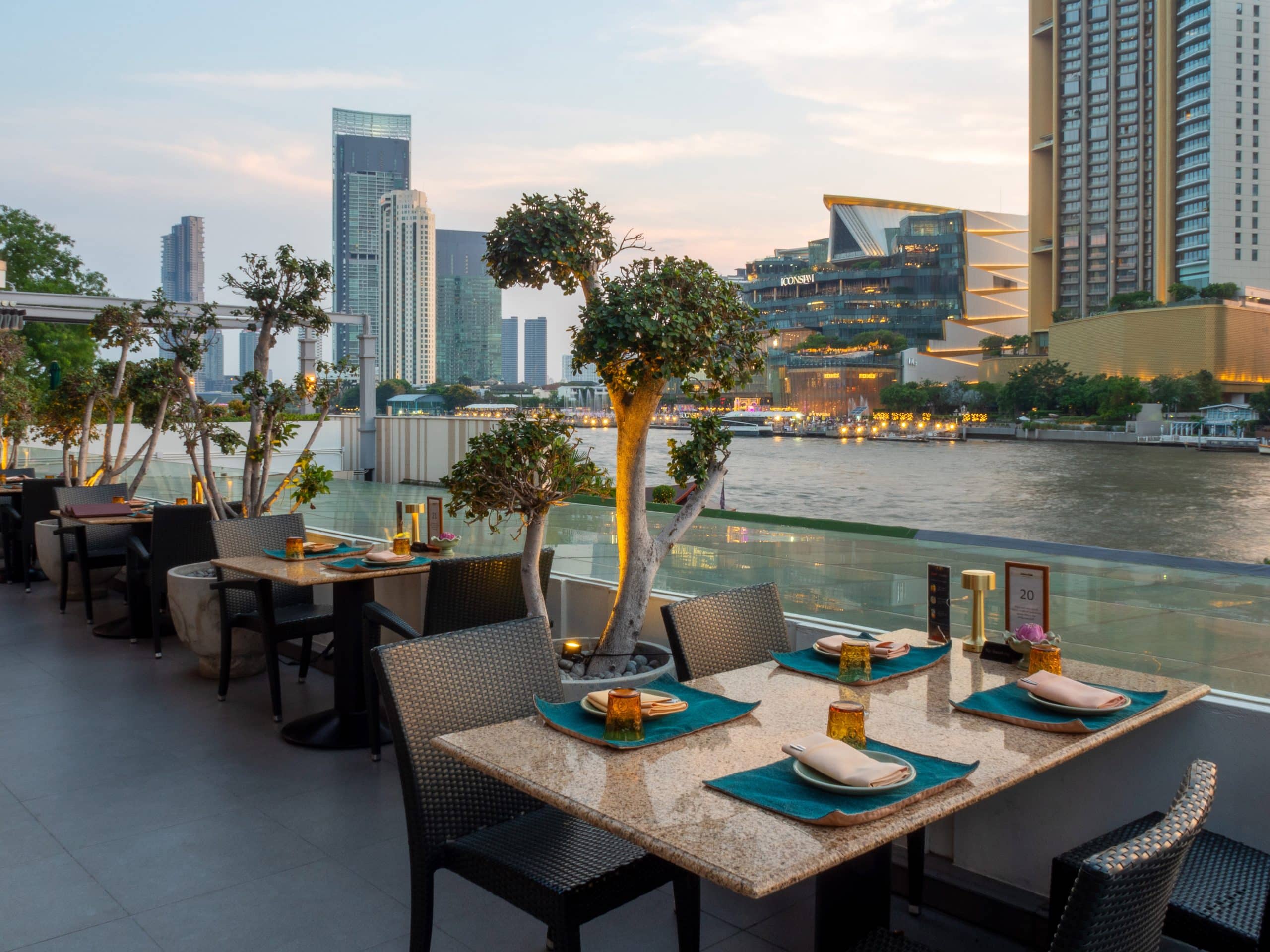 THARA THONG - Koktail Media