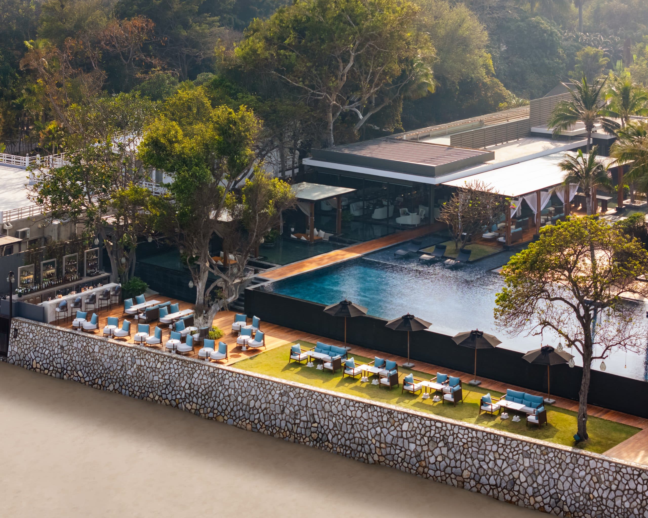 Akoya | Beach Lounge - Koktail Media
